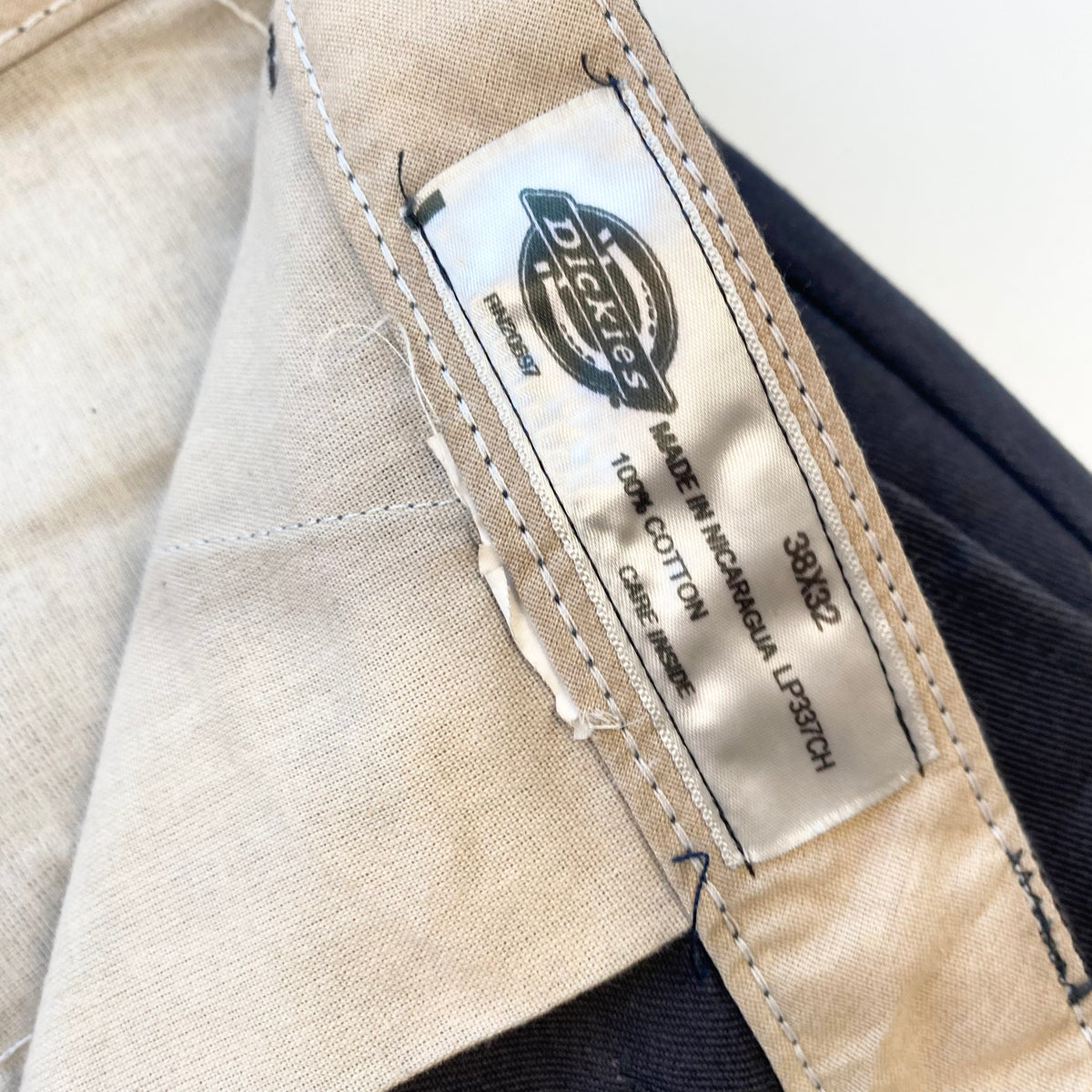 Dickies Cargos W38 L32 – Red Cactus Vintage