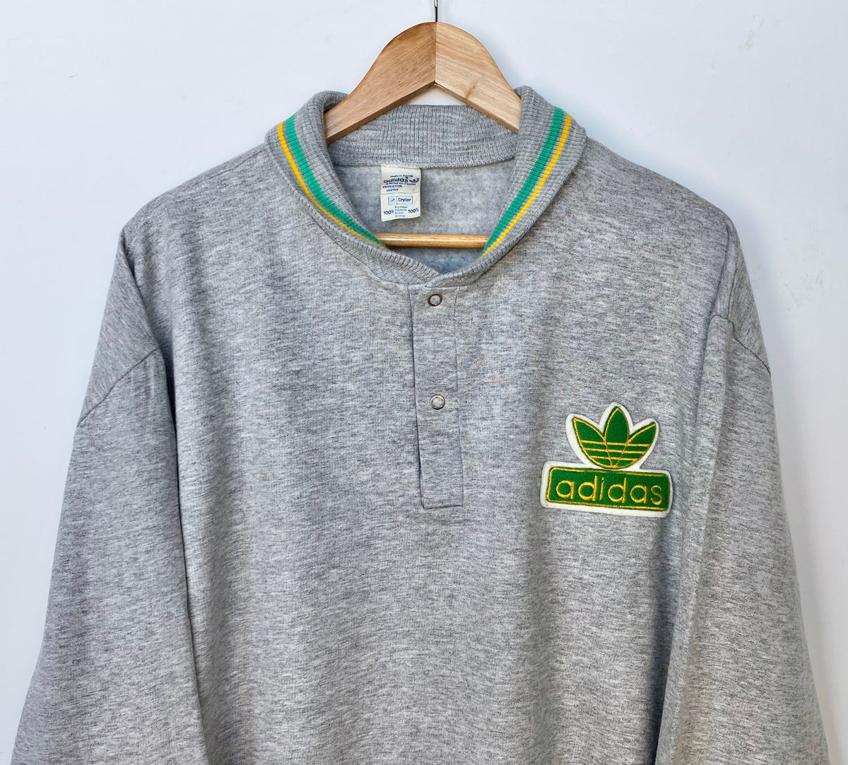 Adidas Originals sweatshirt (XL) – Red Cactus Vintage
